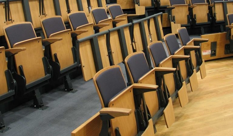 Telescopic seating
